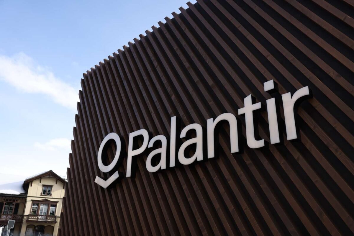 The Rise of Palantir: How a Controversial Tech Giant Came to Dominate ...